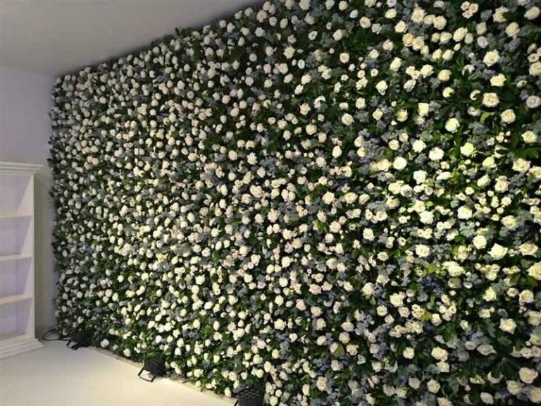 Painel de Flores na Decoração: + 40 fotos para se inspirar